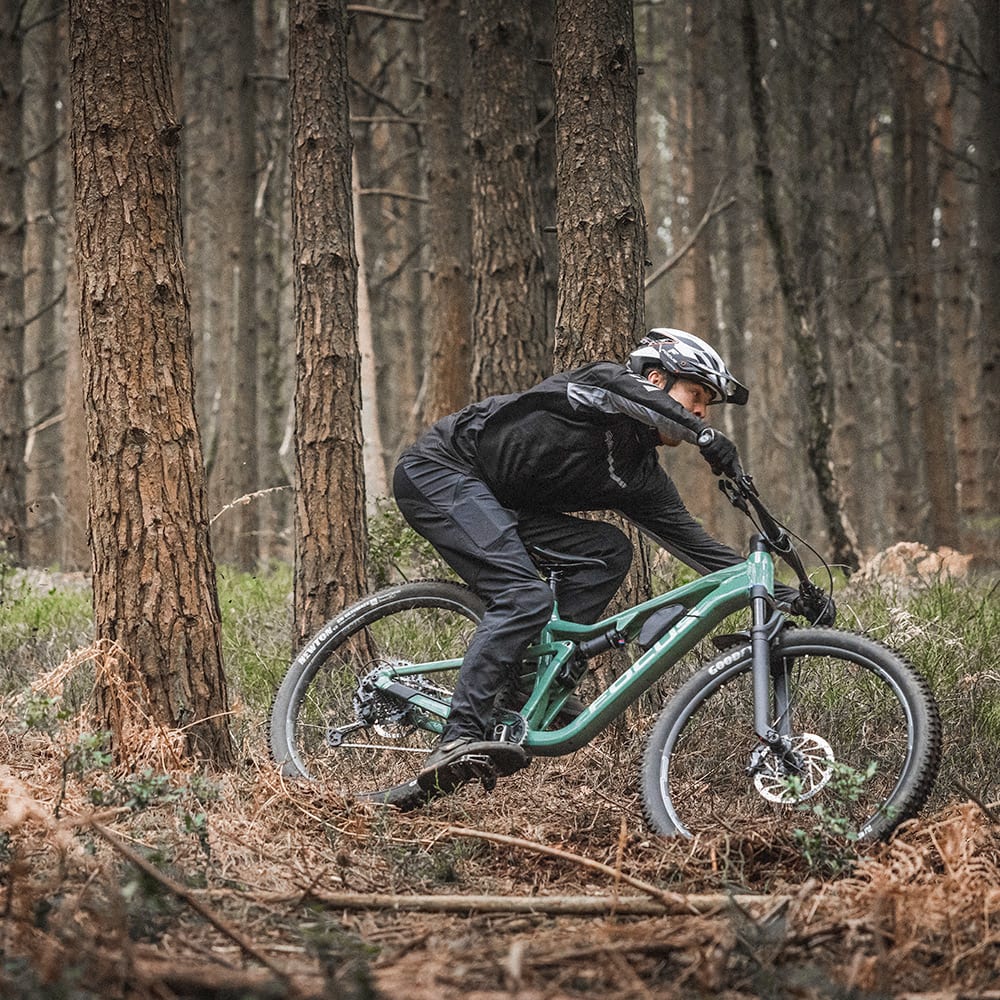Glänzt auf den Hometrails: FOCUS THRON | FOCUS Bikes | FOCUS Bikes ...
