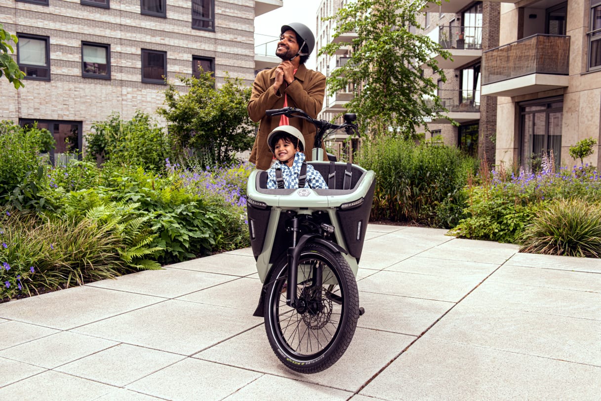 Urban Arrow - FamilyNext - The Ultimate Electric Cargo Bike