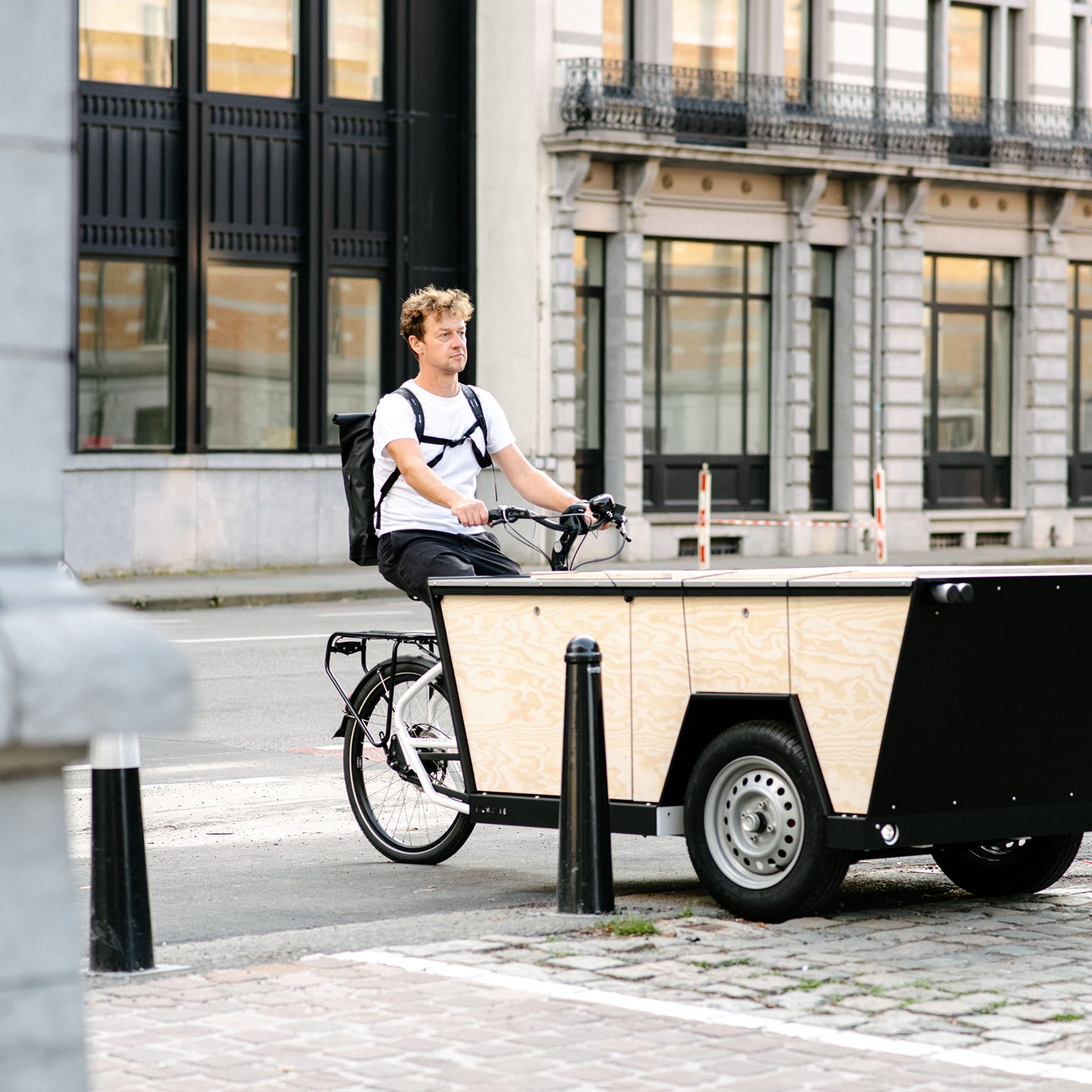 Urban Arrow Tender - The Professional Electric Cargo bike
